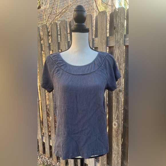 LOFT | Tops | Loft Short Sleeve Top | Poshmark